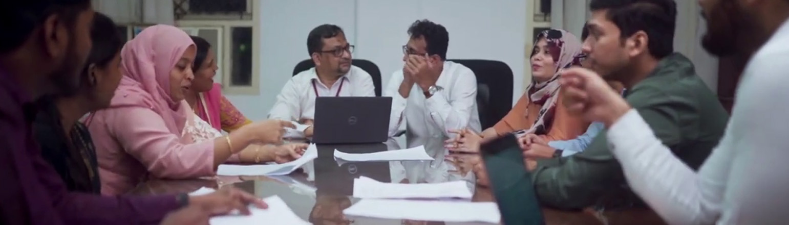 Associate Professors - MEASI